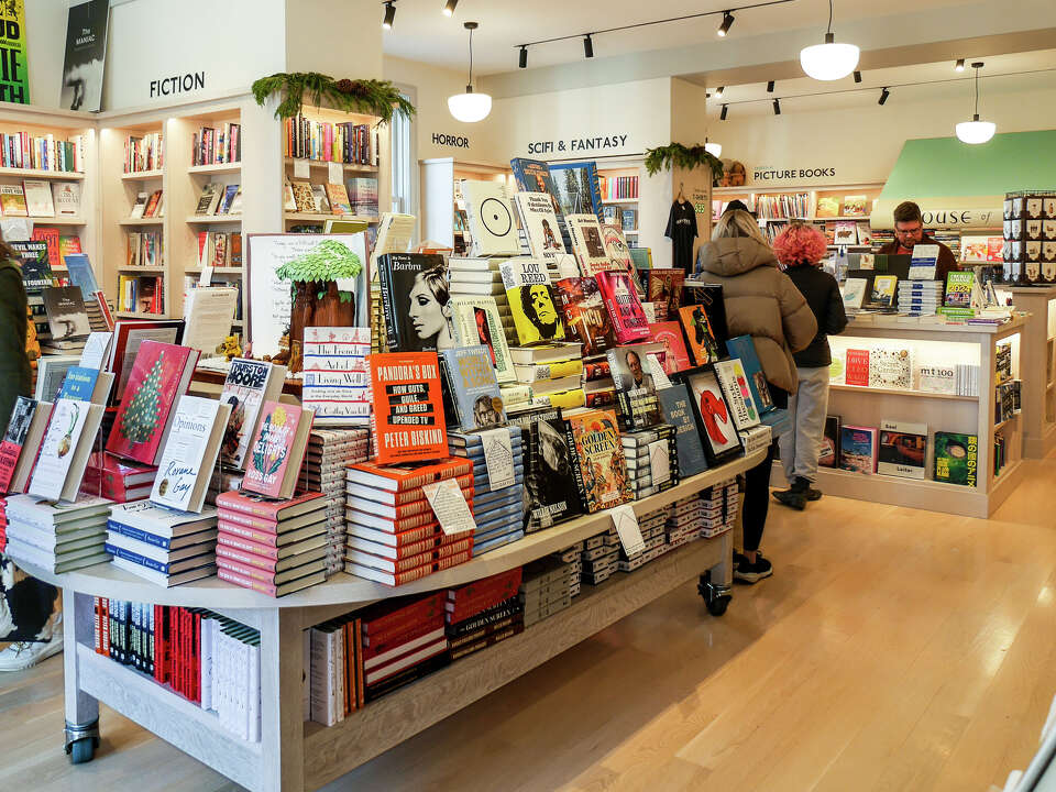 Kent, CT is an idyllic small-town destination in New England