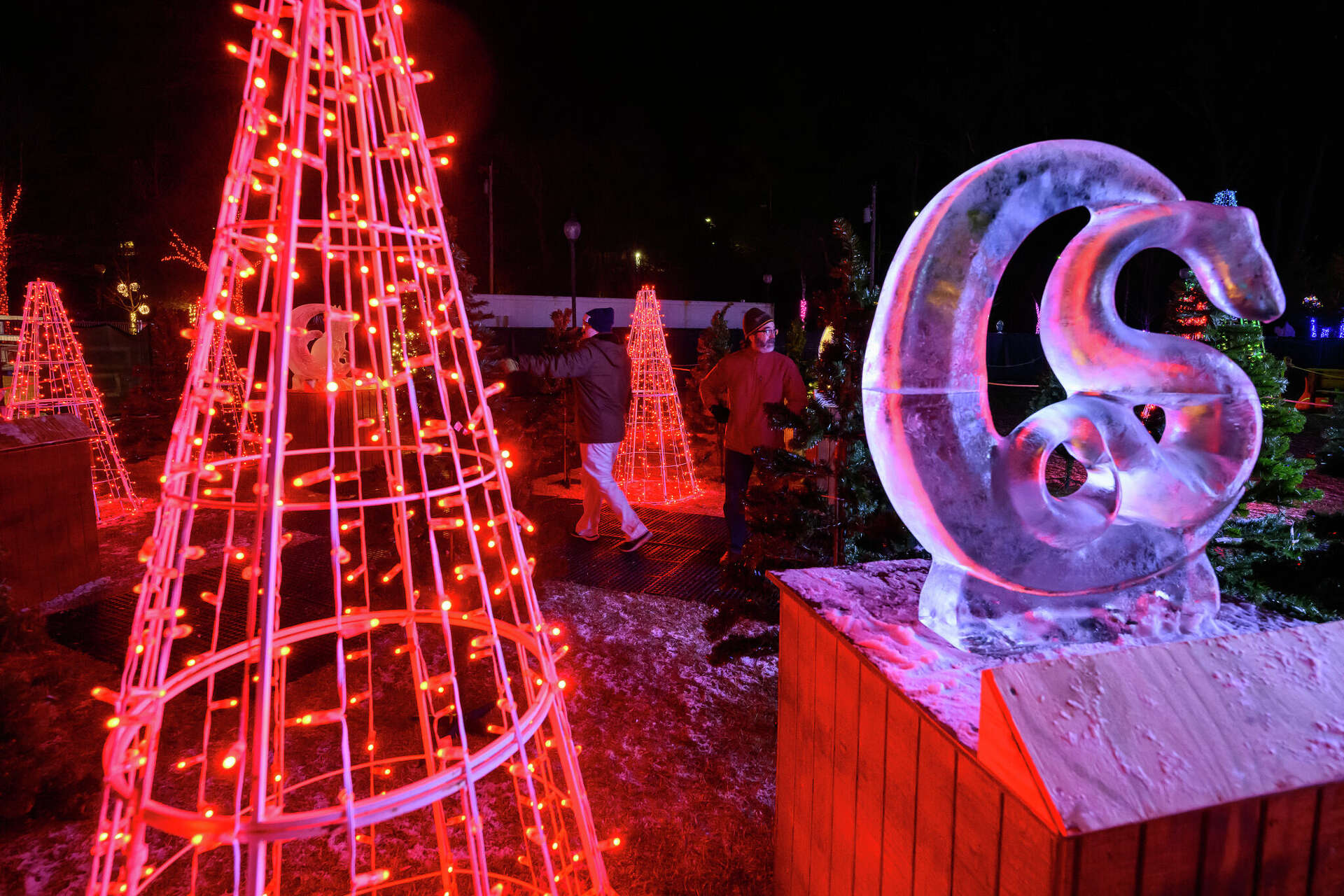 Lake George’s Winter's Dream and Winter Realms: What's the difference?