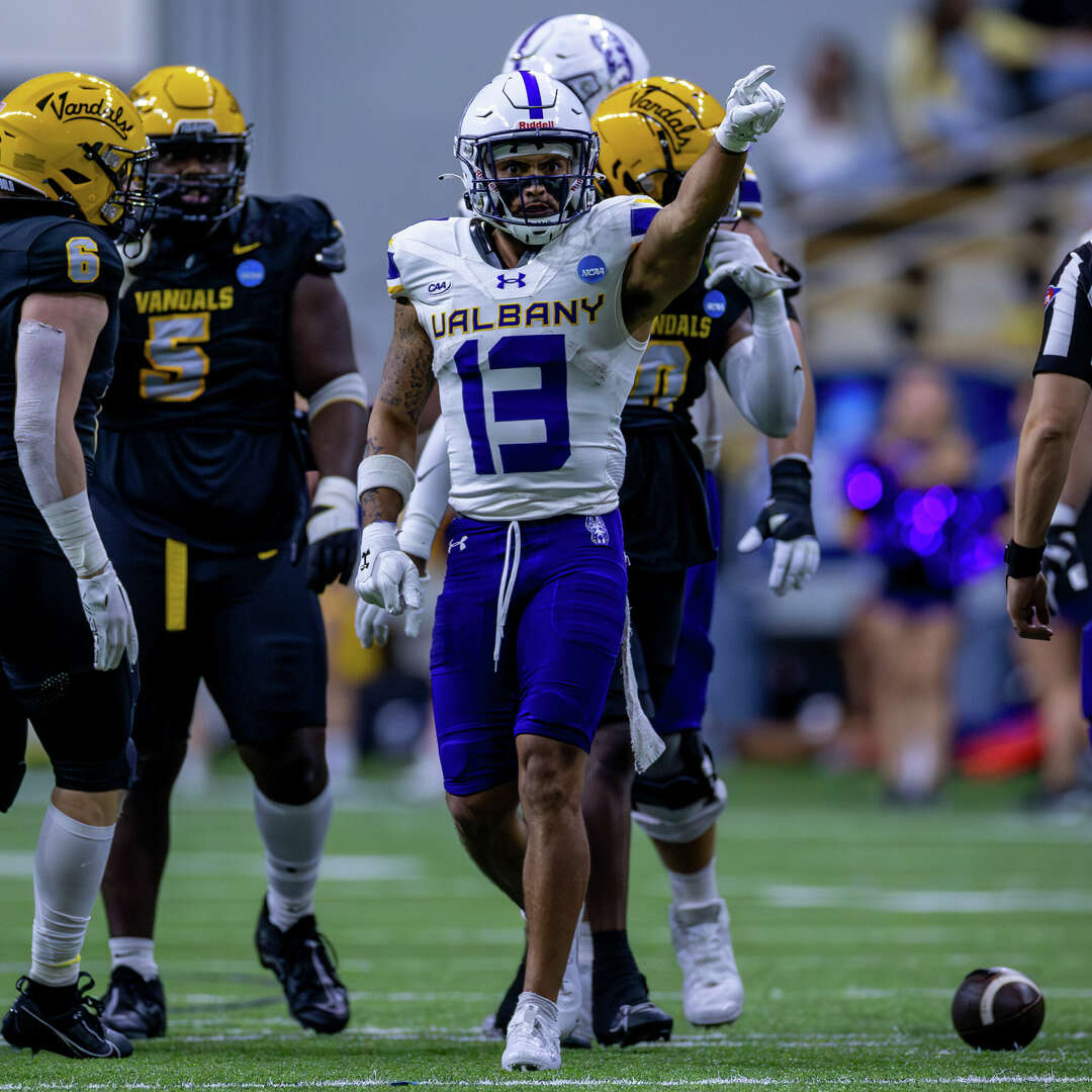 UAlbany football's Anton Juncaj enters transfer portal