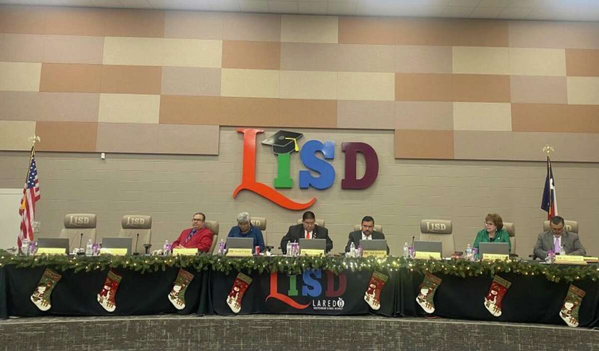 Former Laredo ISD teacher advocates for awards to disabled students