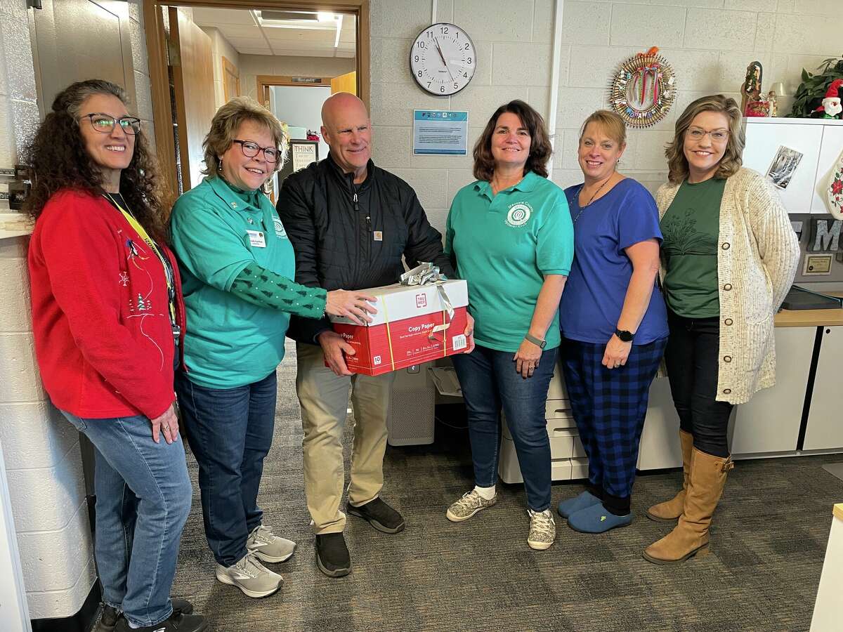 Mecosta Optimists donate to Mecosta, Barryton and Morley Stanwood