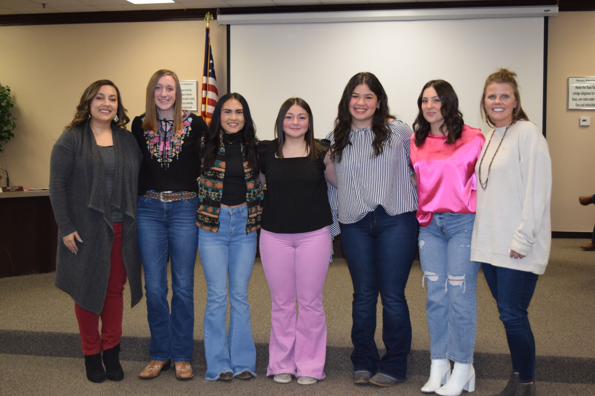 PHS volleyball recognized with All District, All State Academic honors