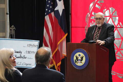 Community mourns death of TAMIU President Dr. Pablo Arenaz