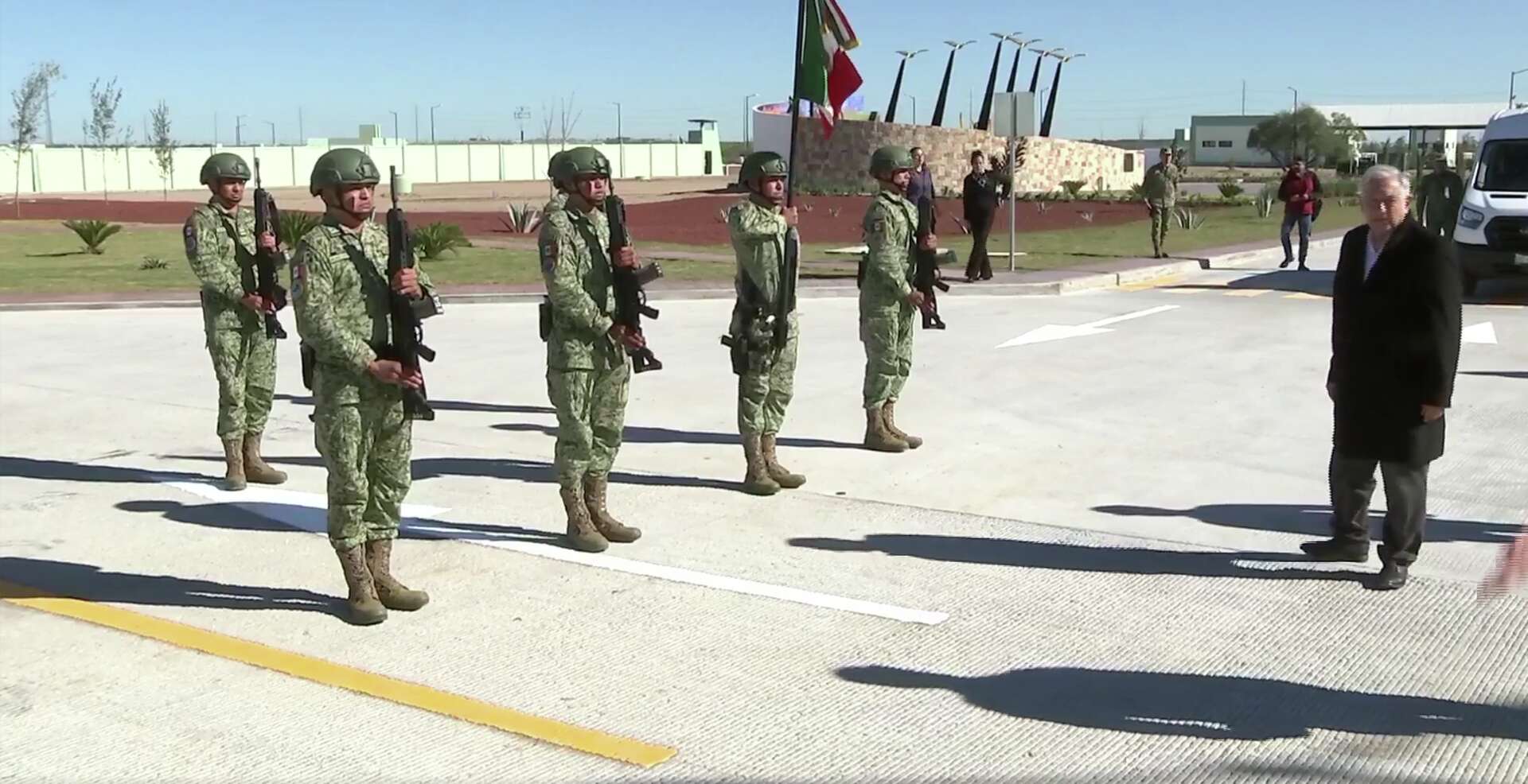 Mexican president inaugurates major military base in Nuevo Laredo