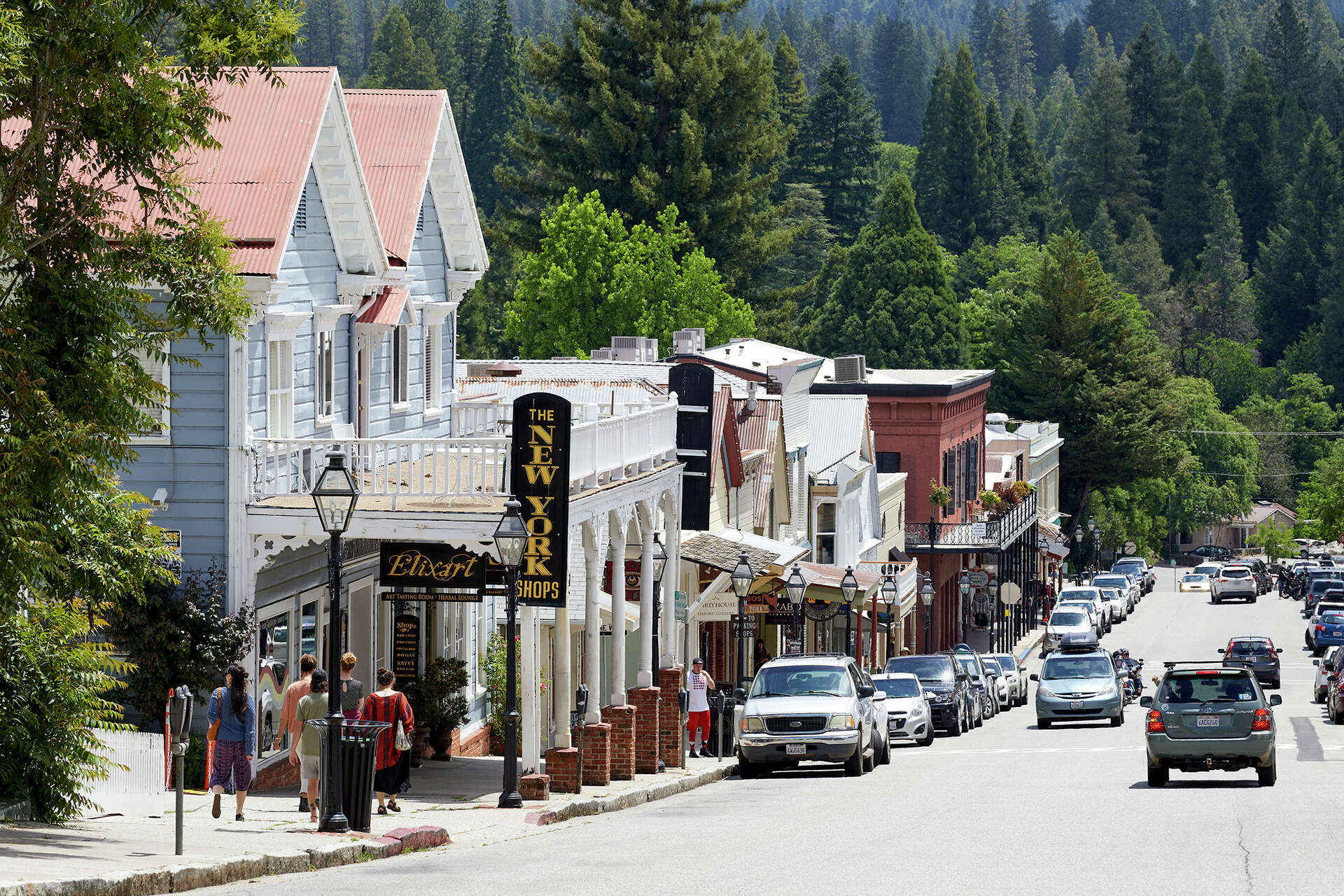 Bay Area locals flock to this historic California Gold Rush town
