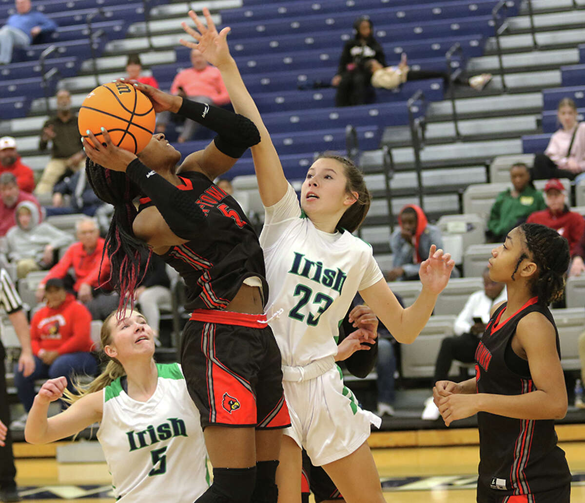 Unbeaten and 'lackadaisical', Alton tops state-ranked Irish