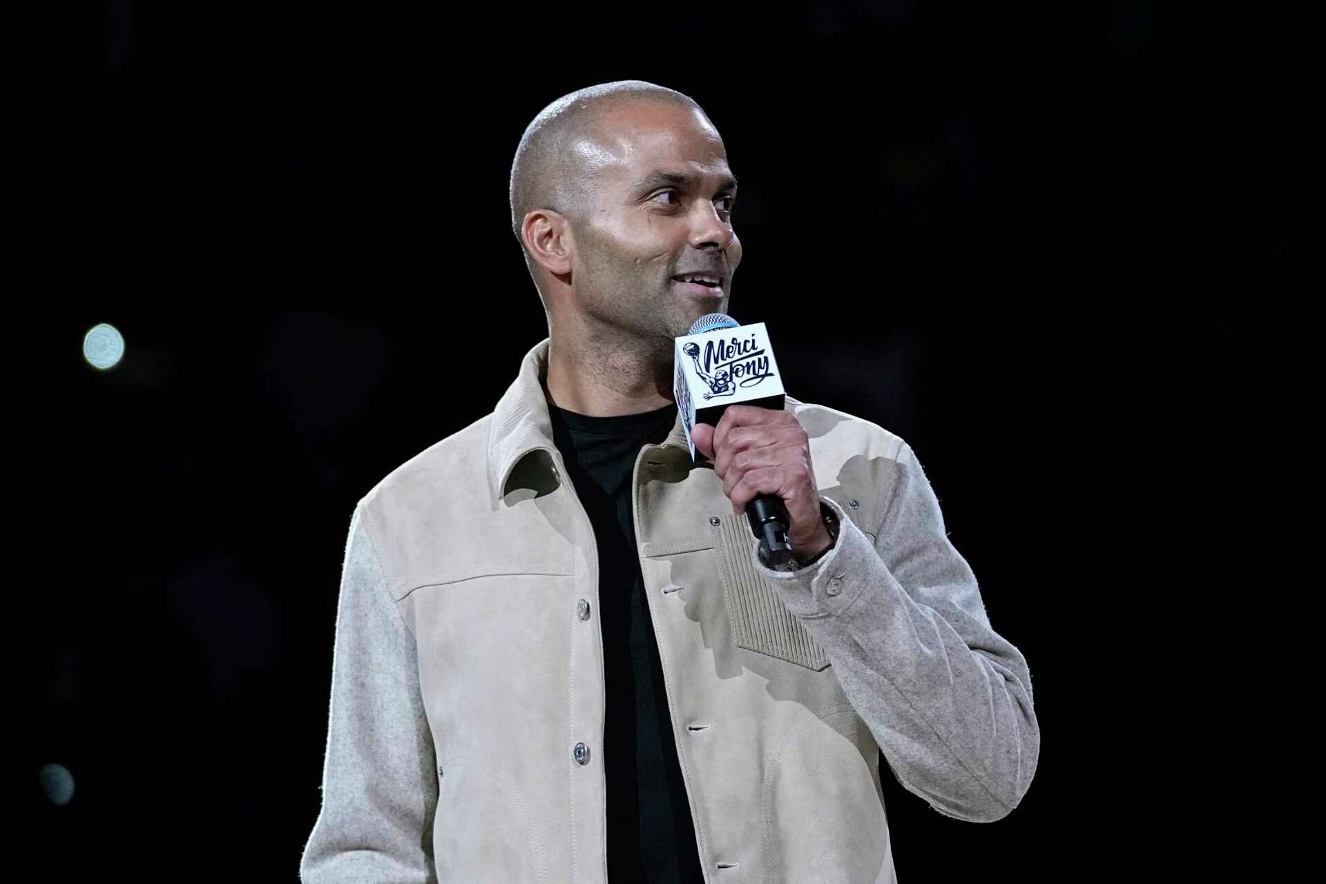 Tony Parker honored during 2024 Paris Olympics opening ceremony