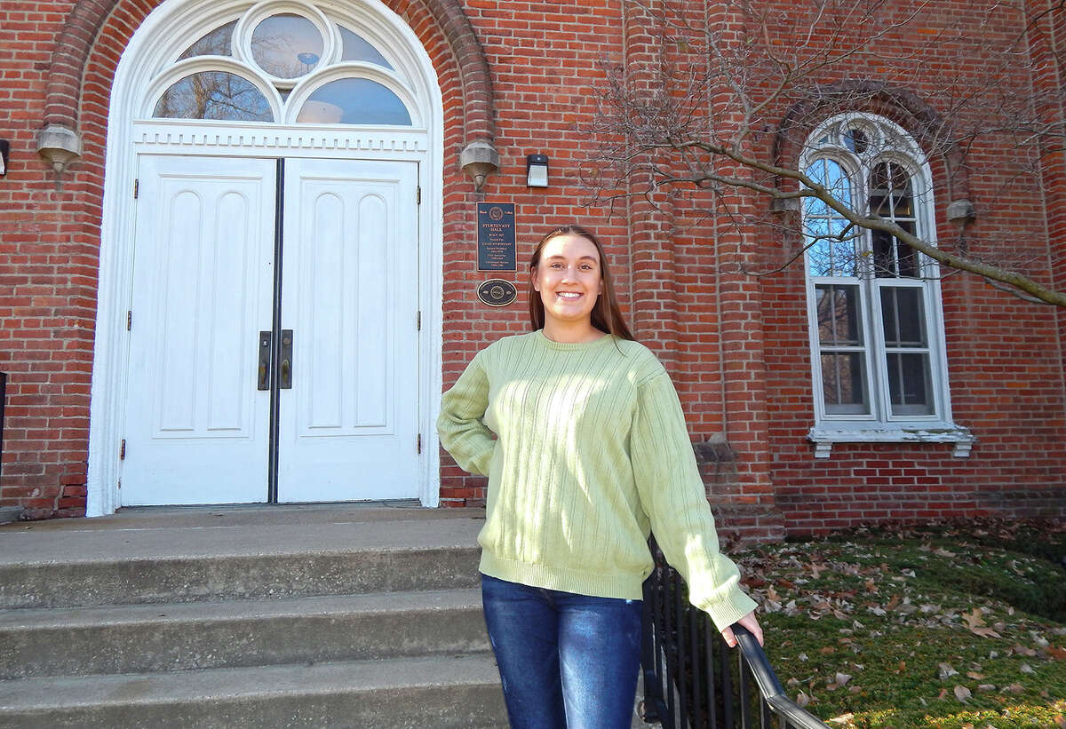 Journal-Courier 20 Under 40 — Shannon Nicole Engmann