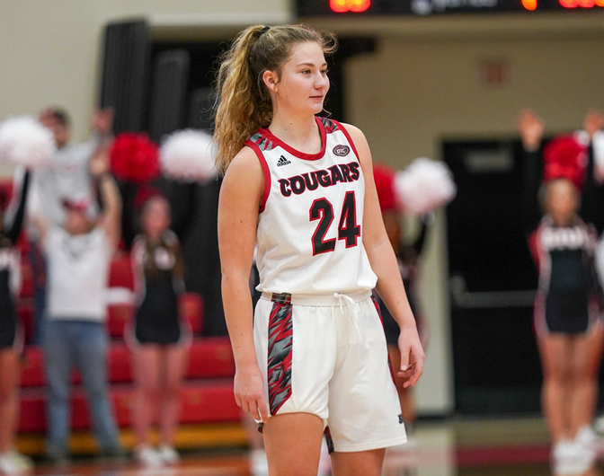 '4,000 screaming kids' watch SIUE women lose to Loyola