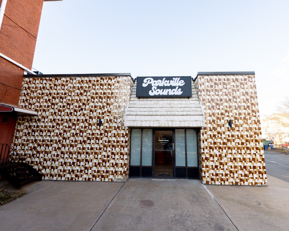 Emily Disalvo - Journalist Profile - Intelligent Relations