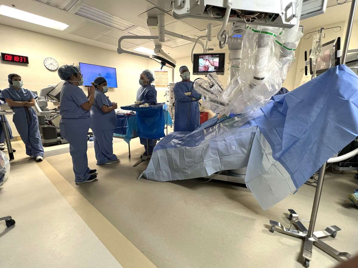 Da Vinci robot is useful tool for Covenant Health Plainview