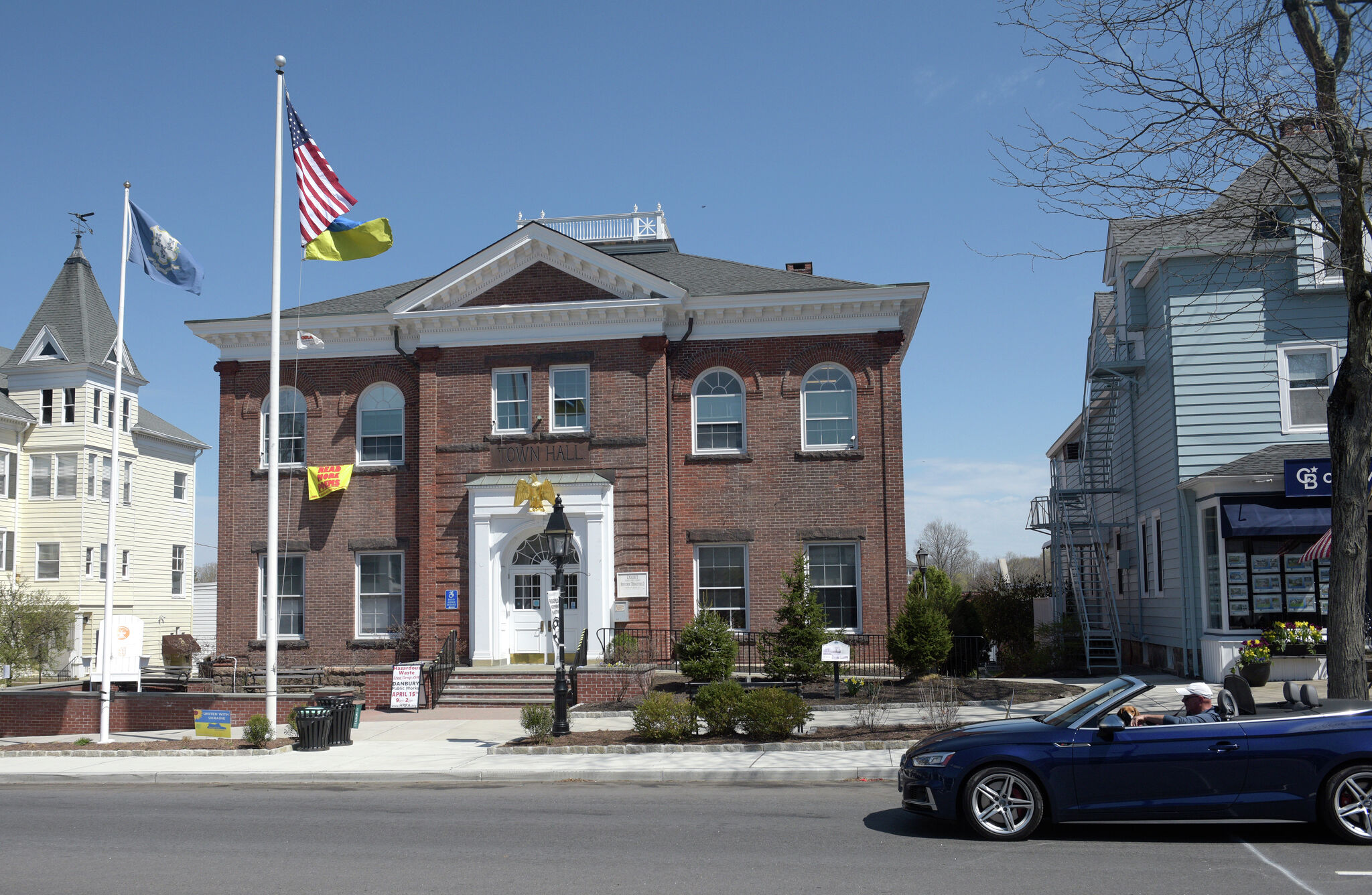 Ridgefield attorney proposes plan to allow more two-family homes