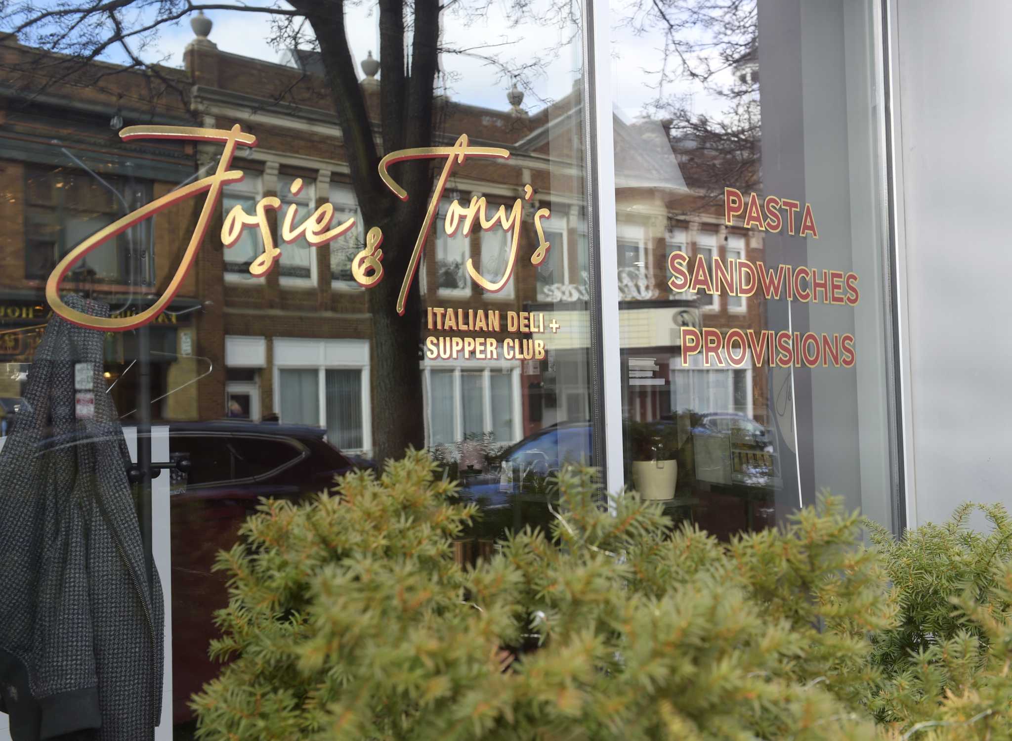 South Norwalk Italian supper club Josie & Tony's opens