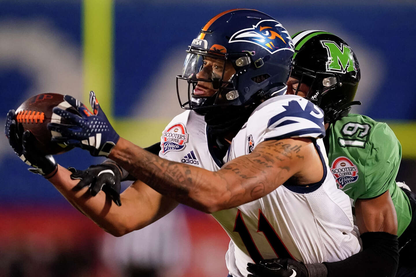 UTSA gets first bowl victory behind new QB Owen McCown