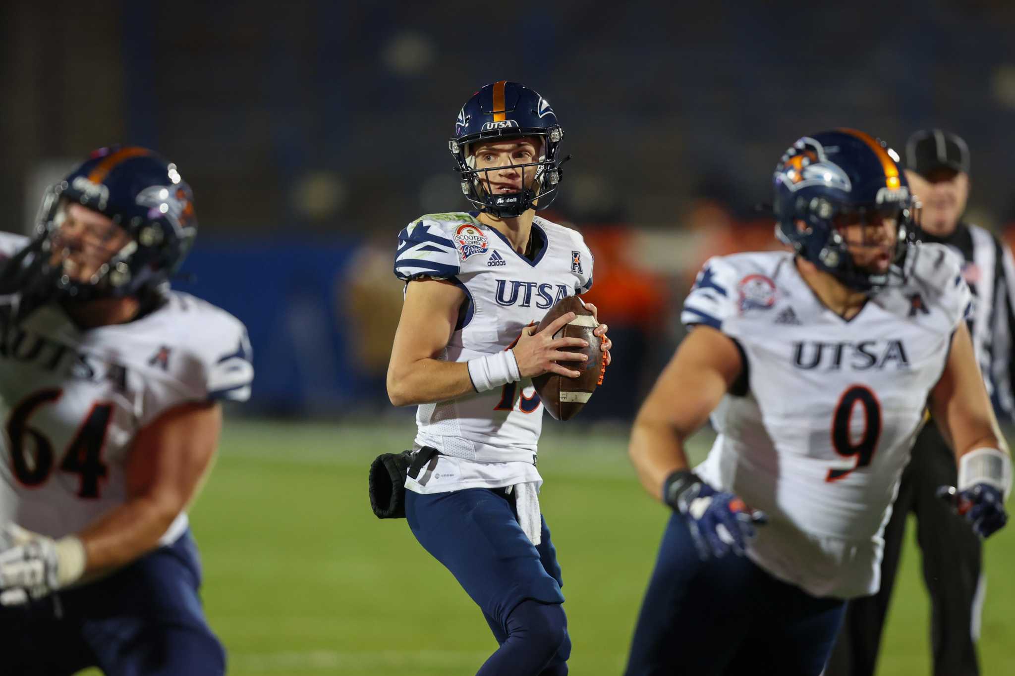 UTSA searching for Frank Harris' successor as spring opens
