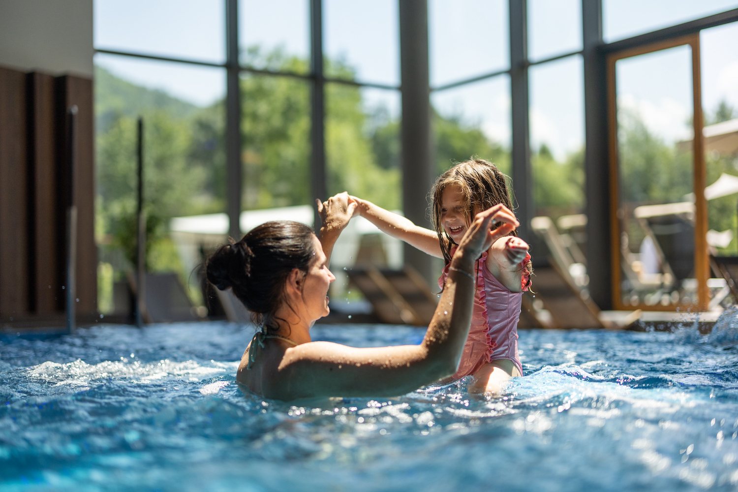3 Hotel Chains With Top-Tier Amenities and No Resort Fees