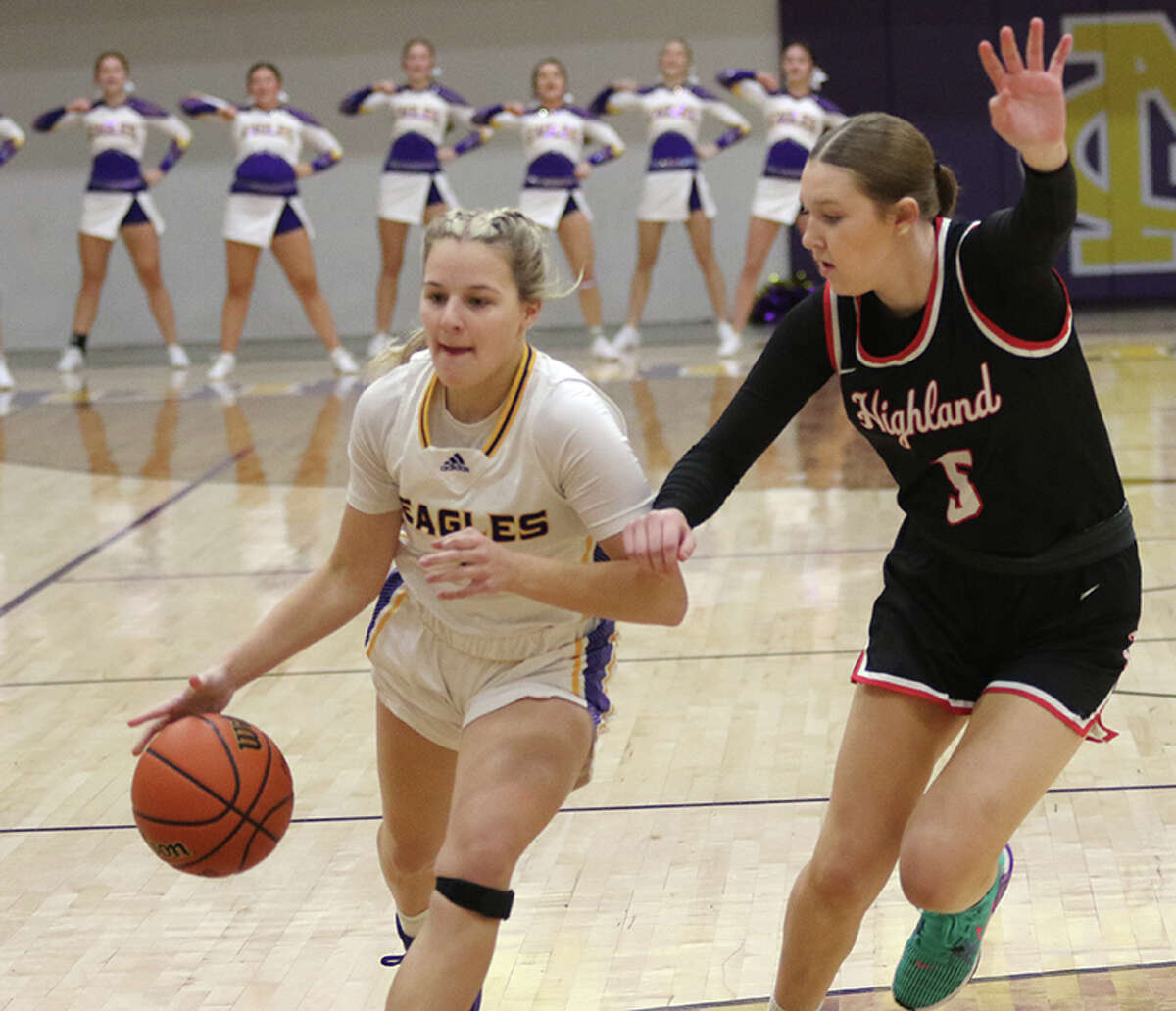 'Ugly sweater' returns, Highland hands No. 4 CM first loss