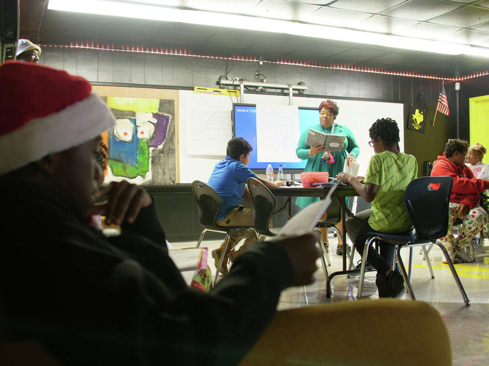 Houston program makes rap lyrics education for kids