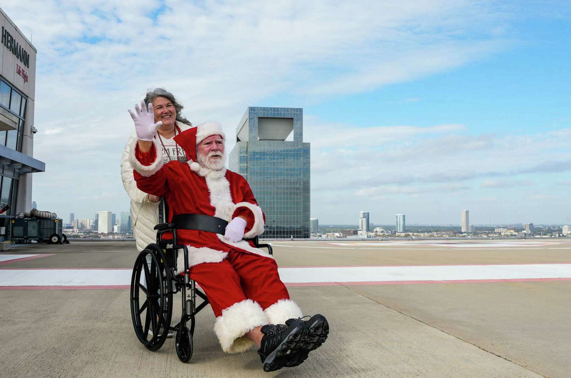A Texas man is back in his Santa suit after emergency heart surgery