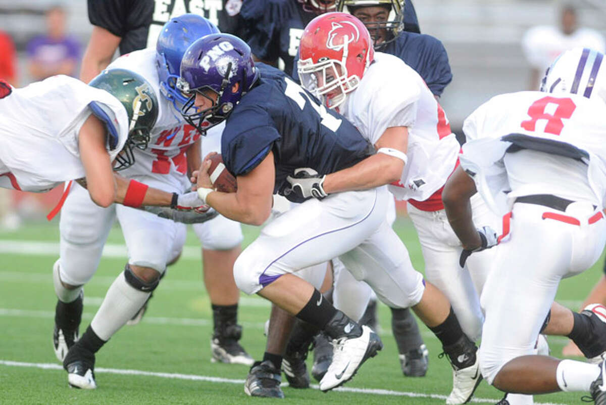 East vs. West in All Star Football Classic