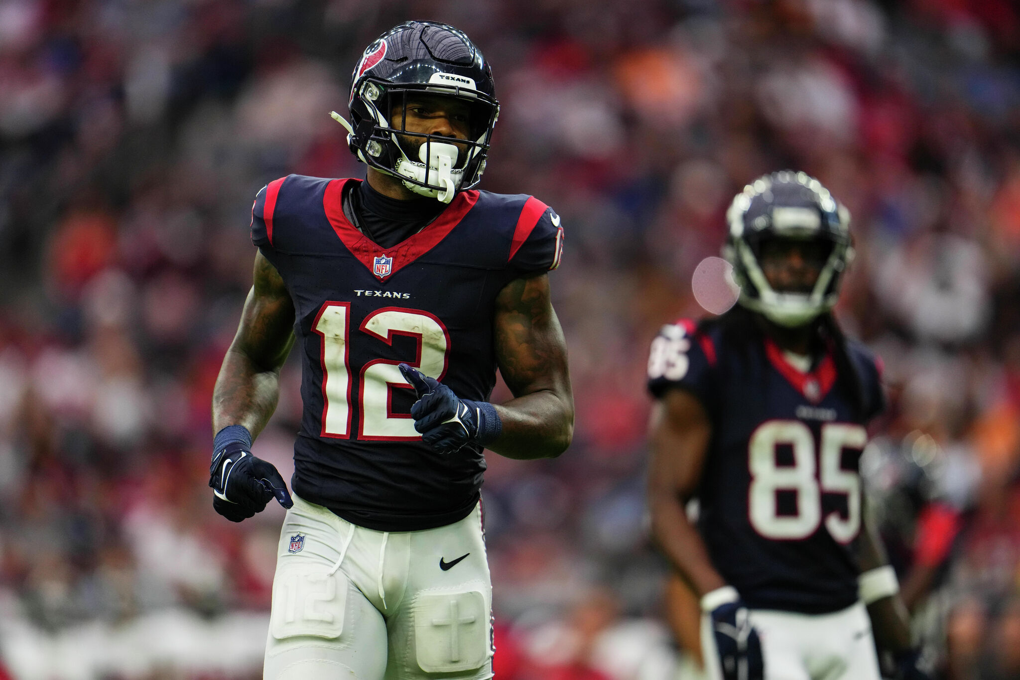 Texans' injury outlook improves despite uncertainty at QB