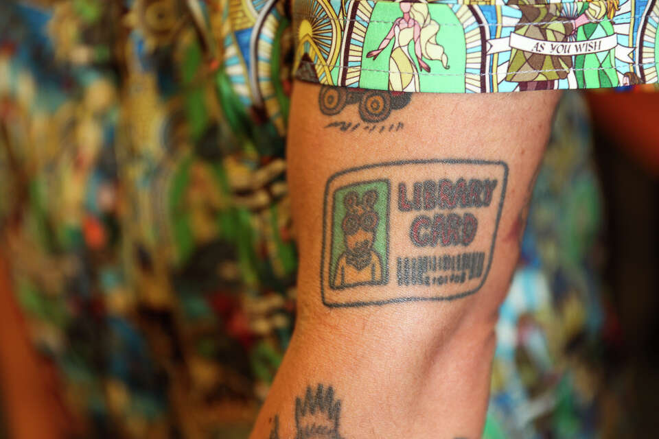 How a Bay Area librarian became an Instagram star