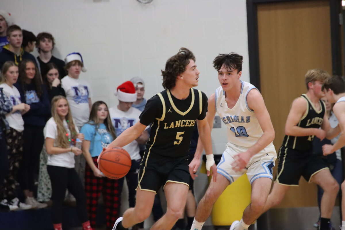 Meridian beats Creek in front of huge crowd