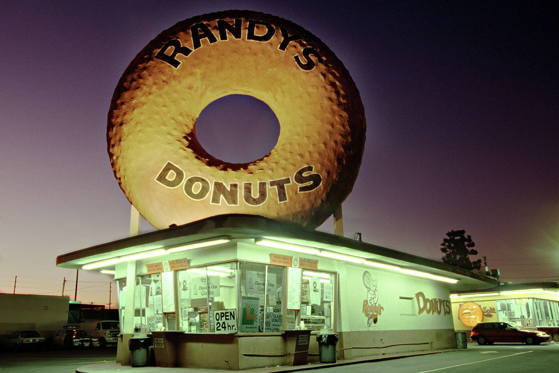 Calif.'s quirkiest restaurants feel 'like Disneyland' in real world