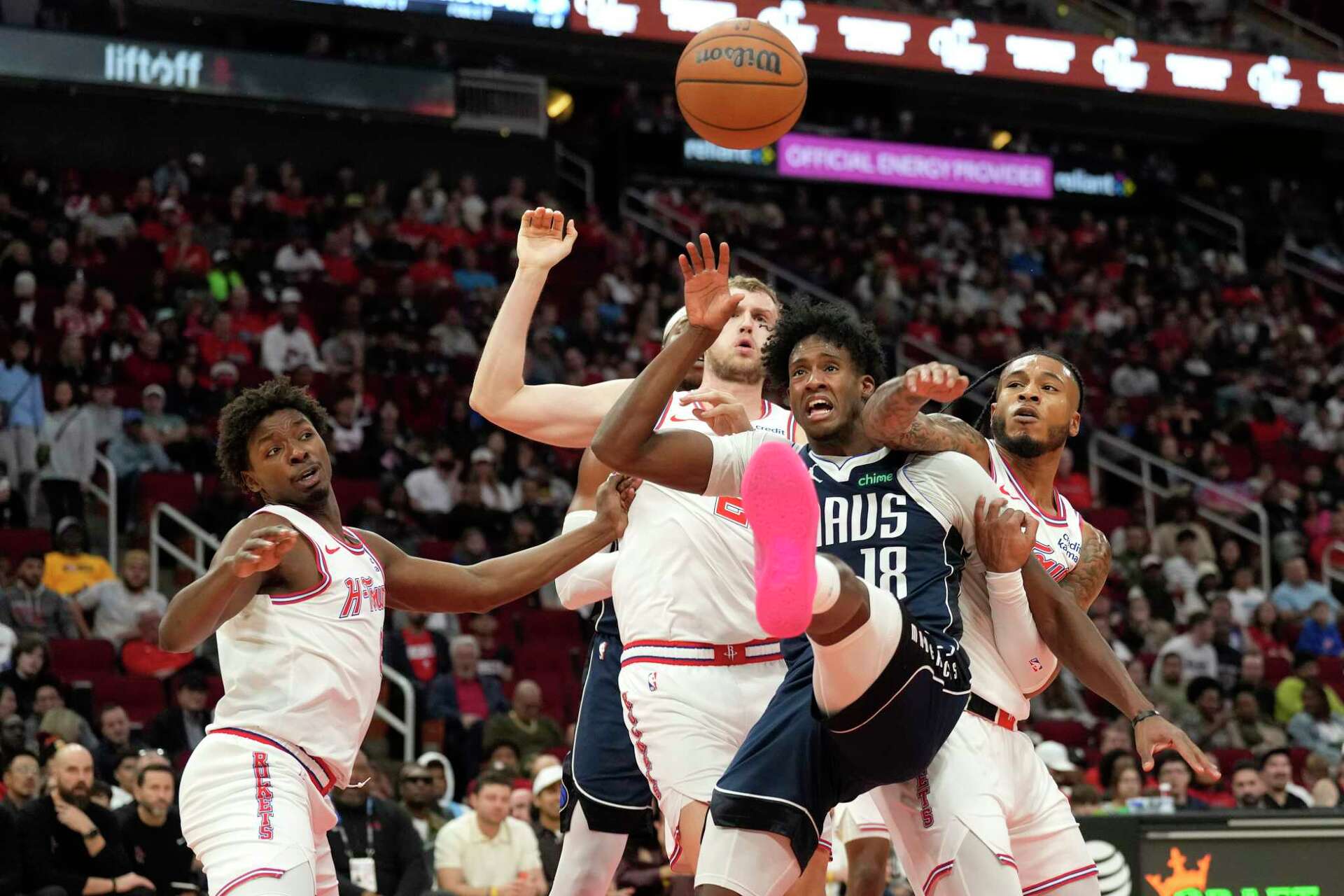 Houston Rockets rookie Cam Whitmore displays his development