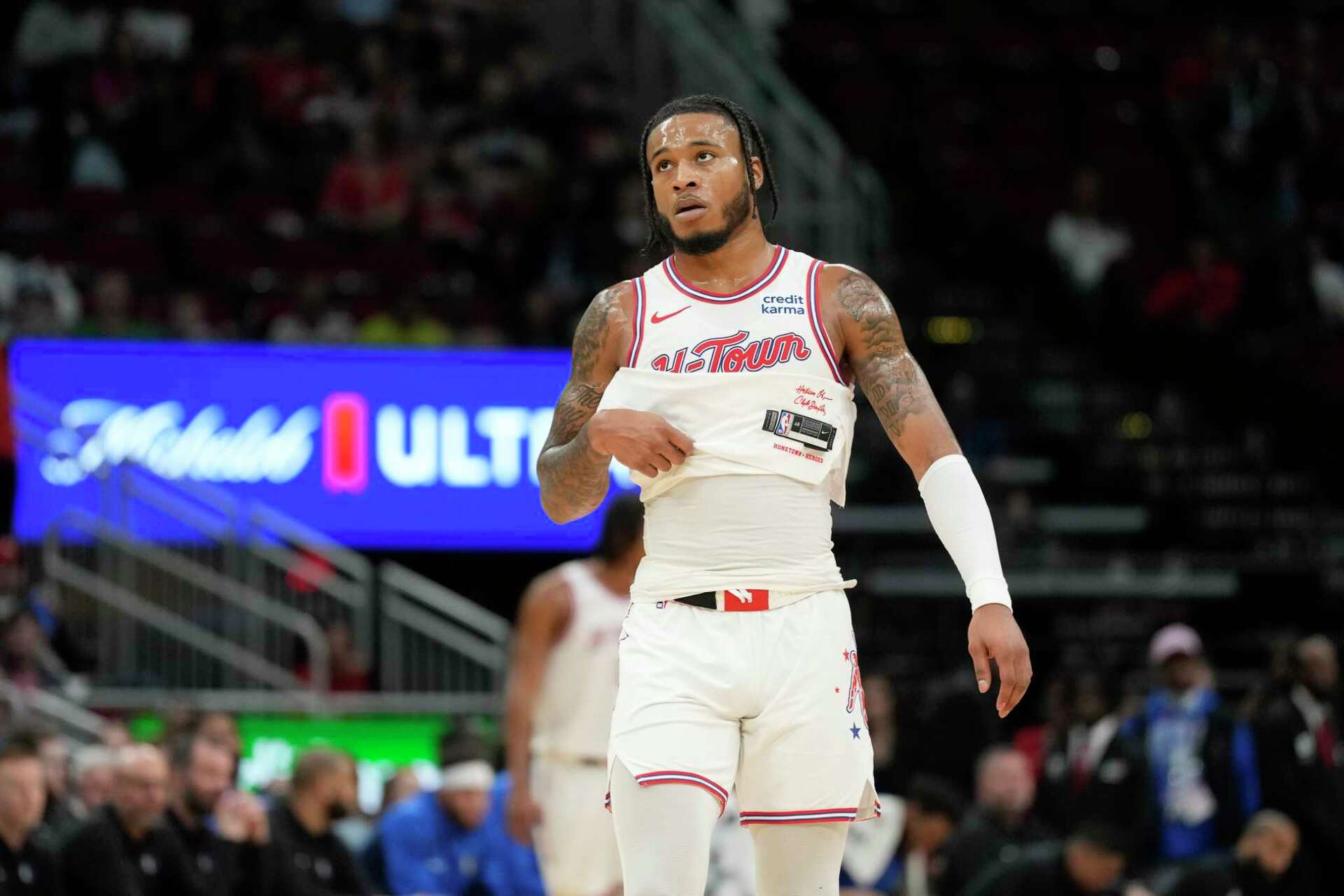 Houston Rockets rookie Cam Whitmore displays his development