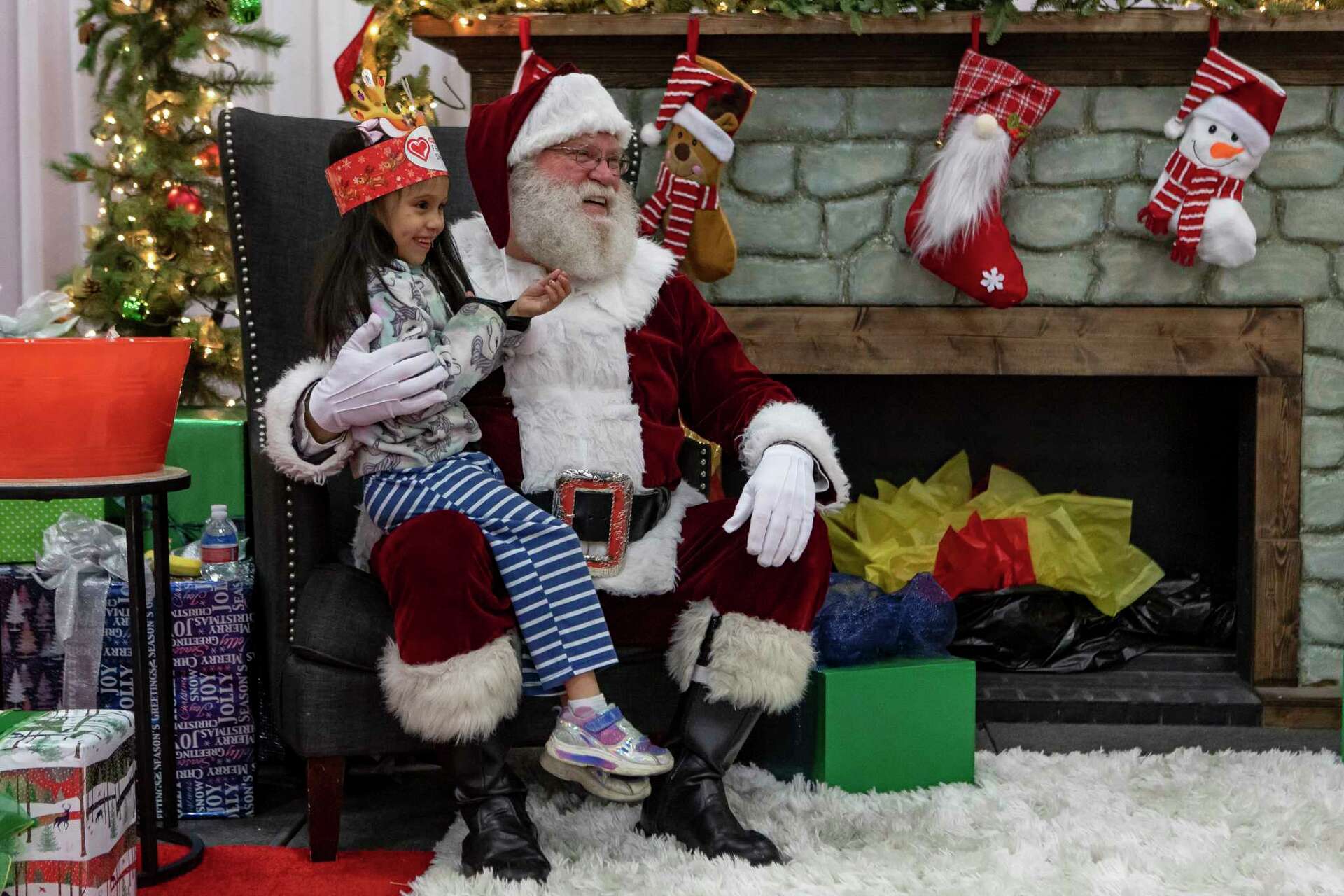 14,000 served: H-E-B Christmas Feast of Sharing by the numbers