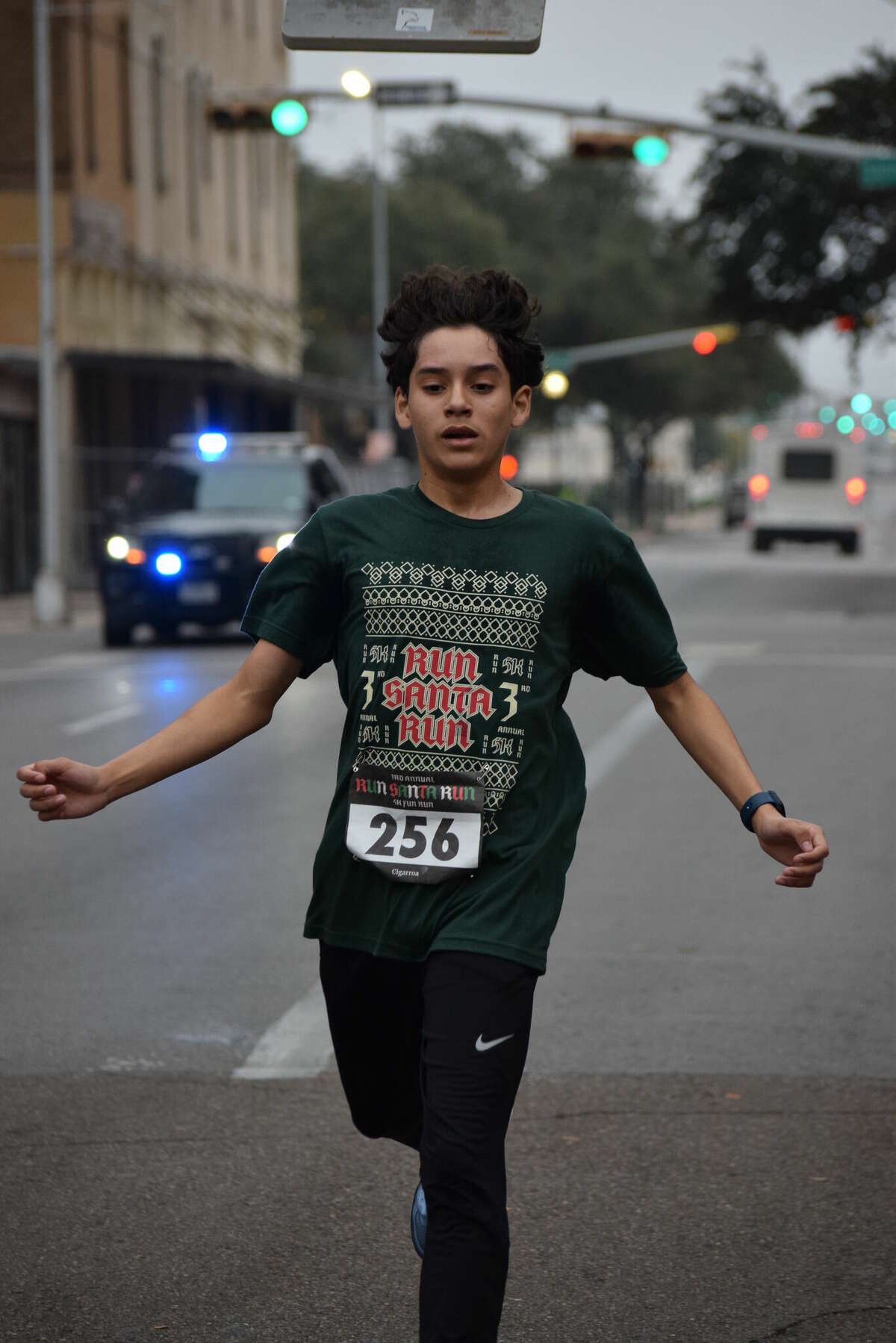 PHOTOS: Laredo competes, donates toys at the Run Santa Run 5K