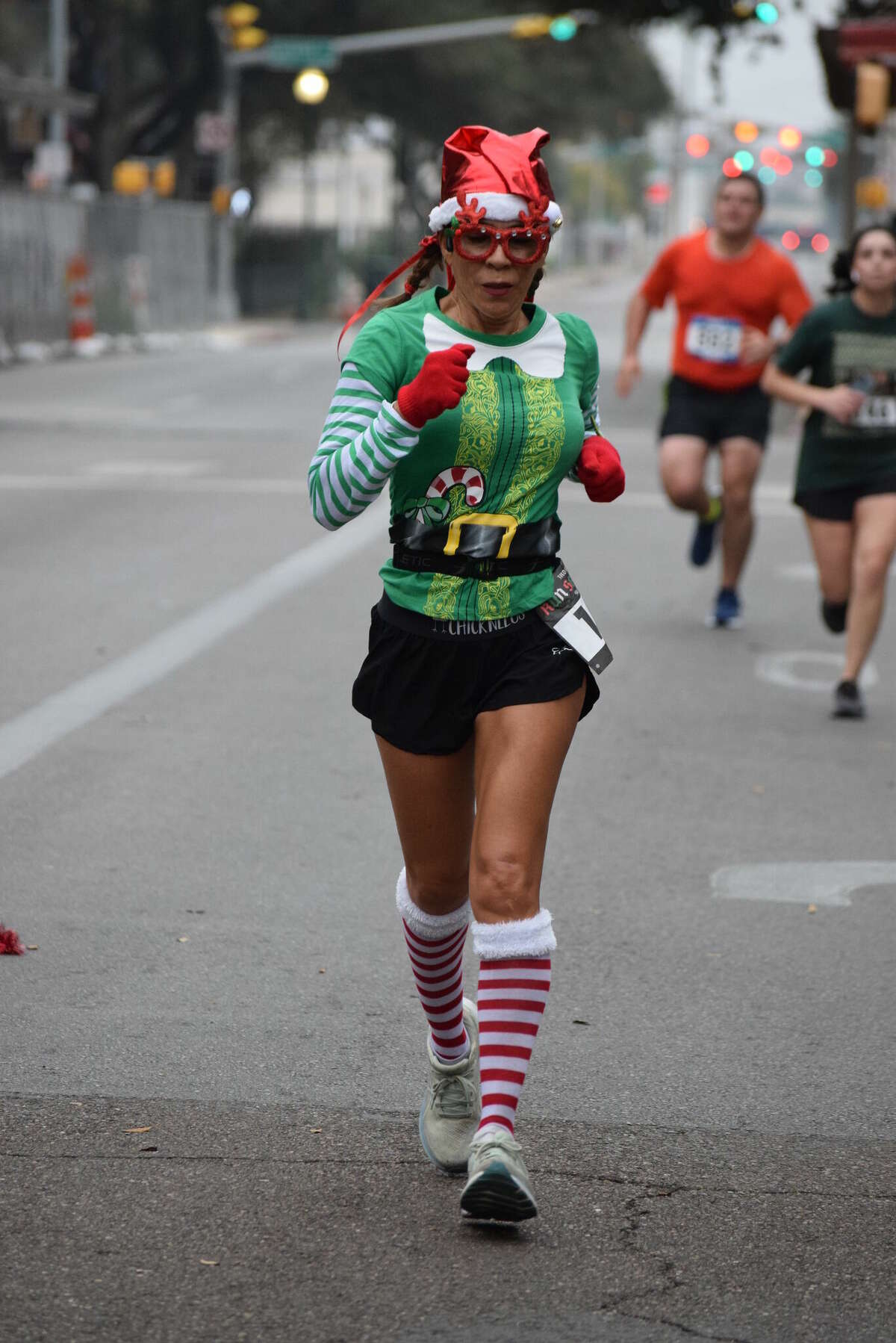 PHOTOS: Laredo competes, donates toys at the Run Santa Run 5K