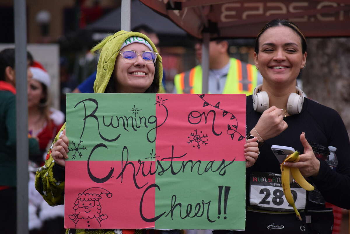 PHOTOS: Laredo competes, donates toys at the Run Santa Run 5K