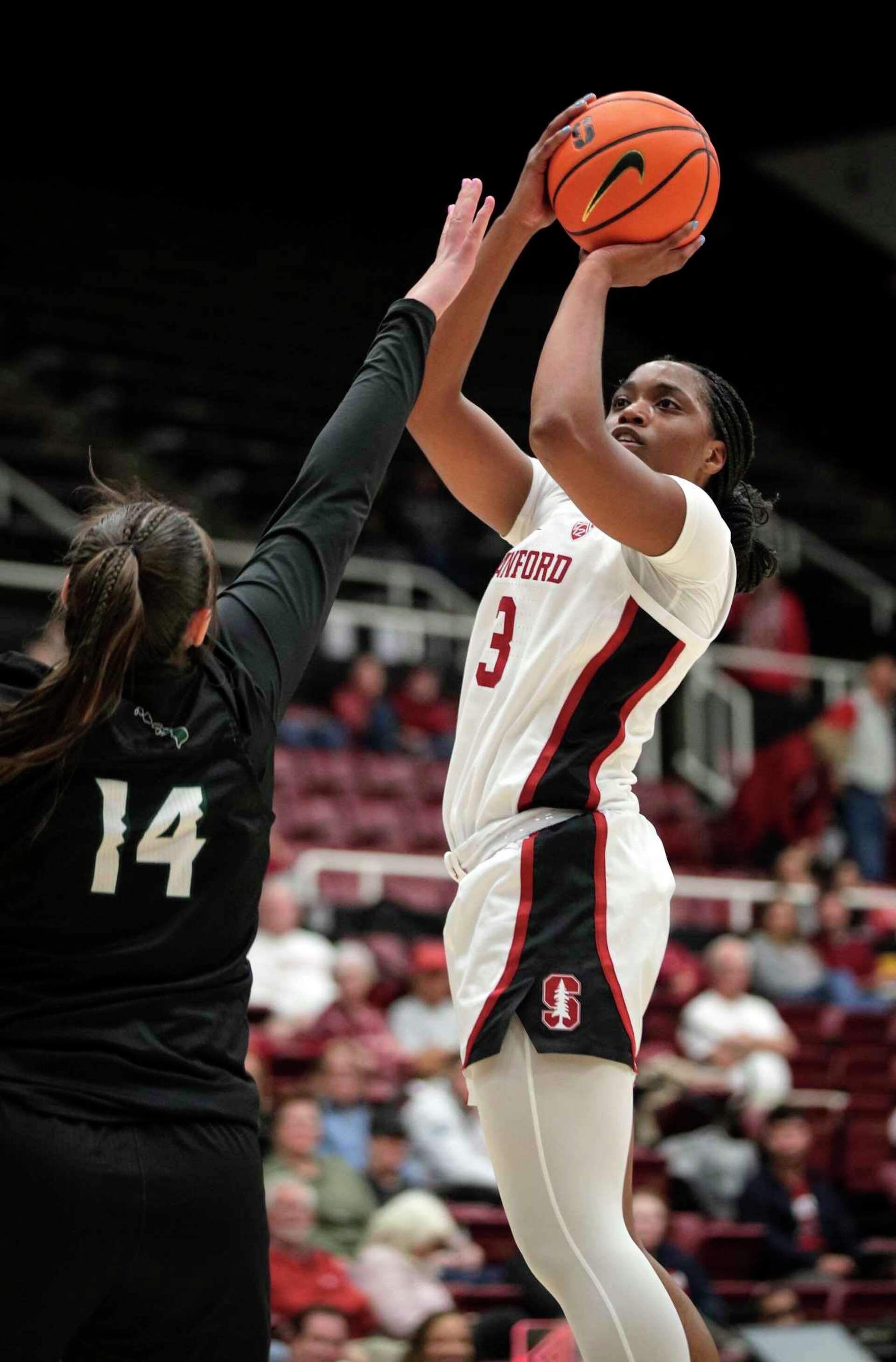How Paige Bueckers’ star power prepared Stanford’s Nunu Agara to shine