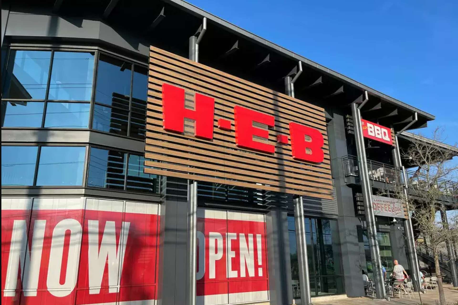 H-E-B could soon open its first store in Manor, near Austin