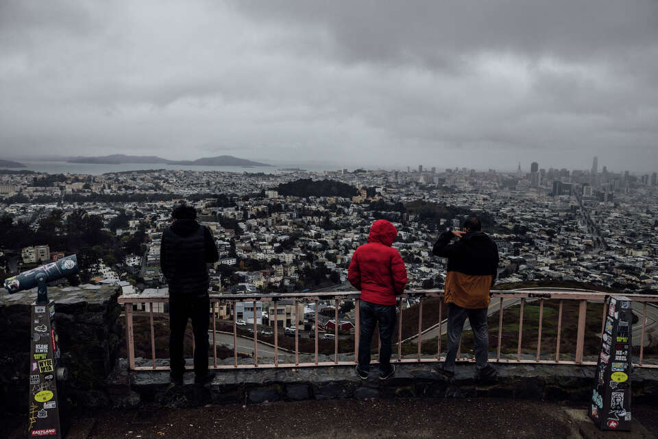 Bay Area storm: Rain, wind and massive waves on coast expected