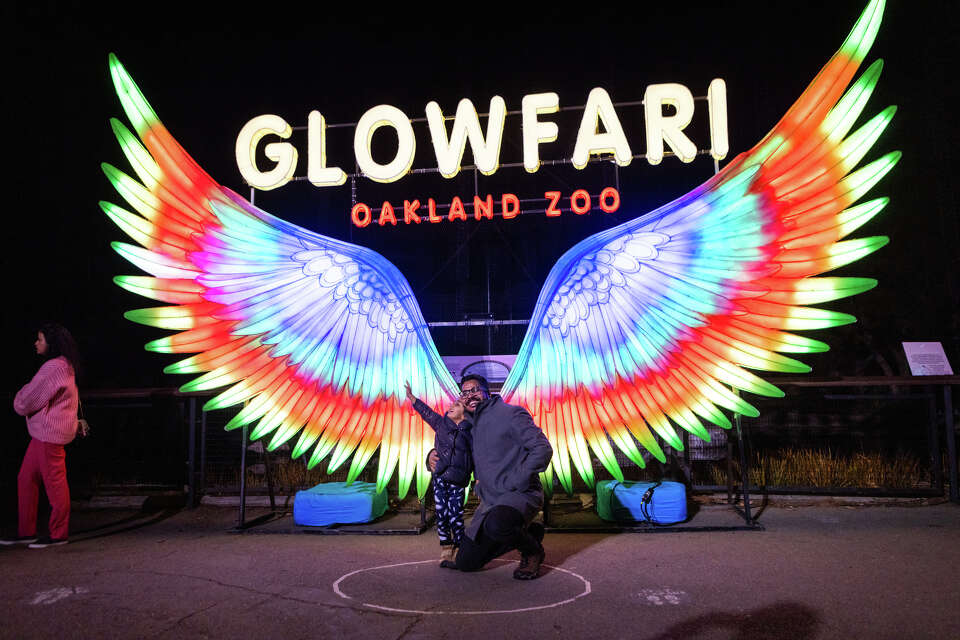 This Oakland 'Glowfari' lights up the longest nights of the year