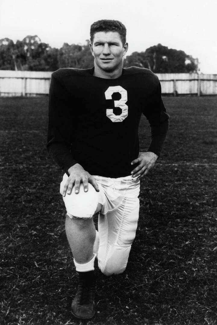 Bill McColl, Stanford alum and college Hall member, dies at 93