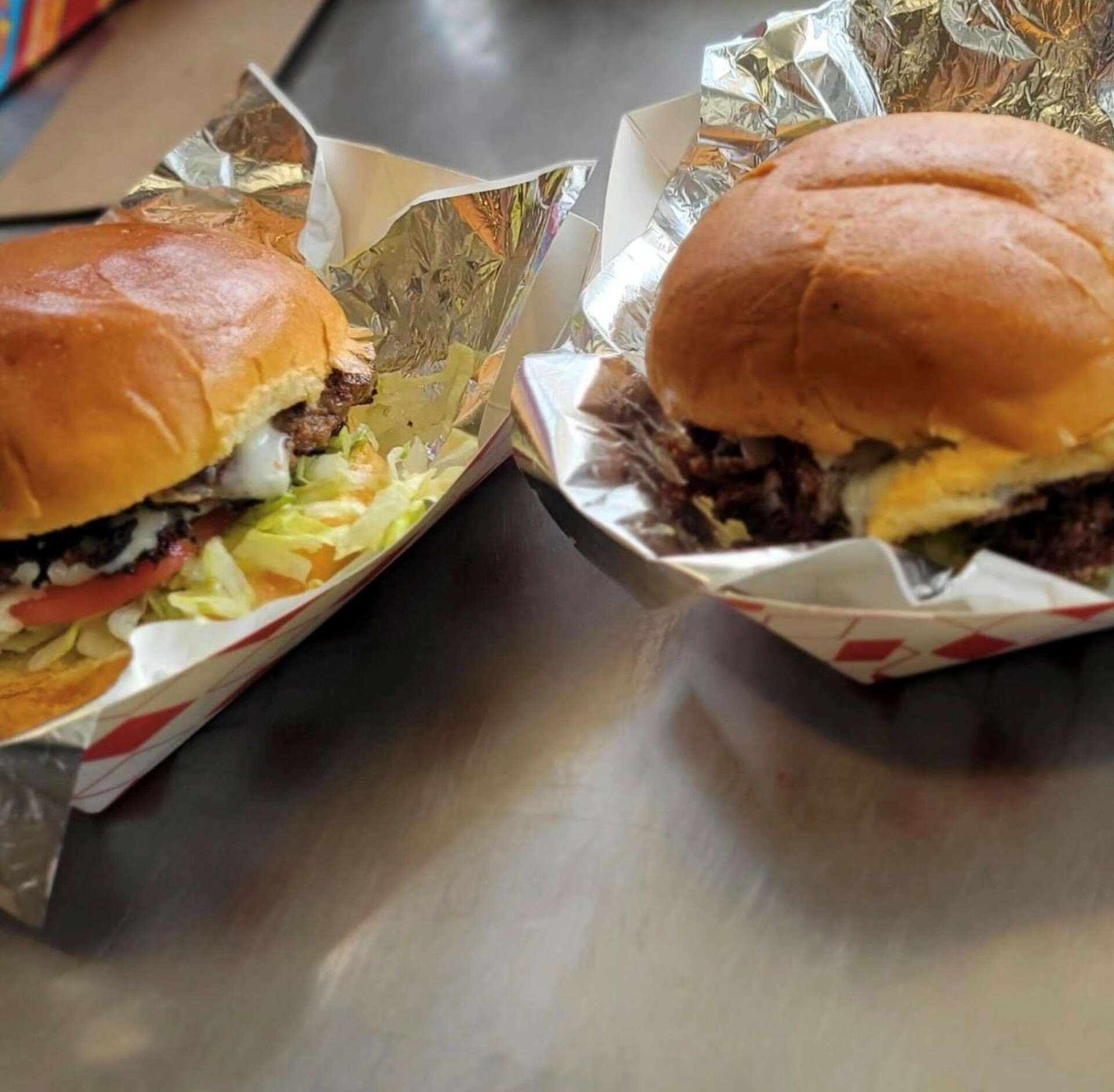 Sizzle Squad food truck started by friends, slings American classics