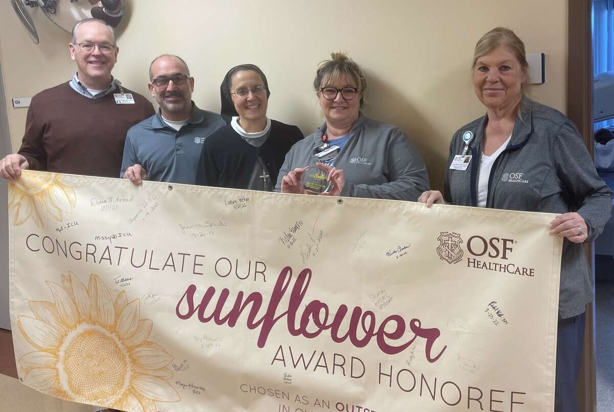 OSF Saint Anthony’s recognizes Jenn Terry for exceptional service