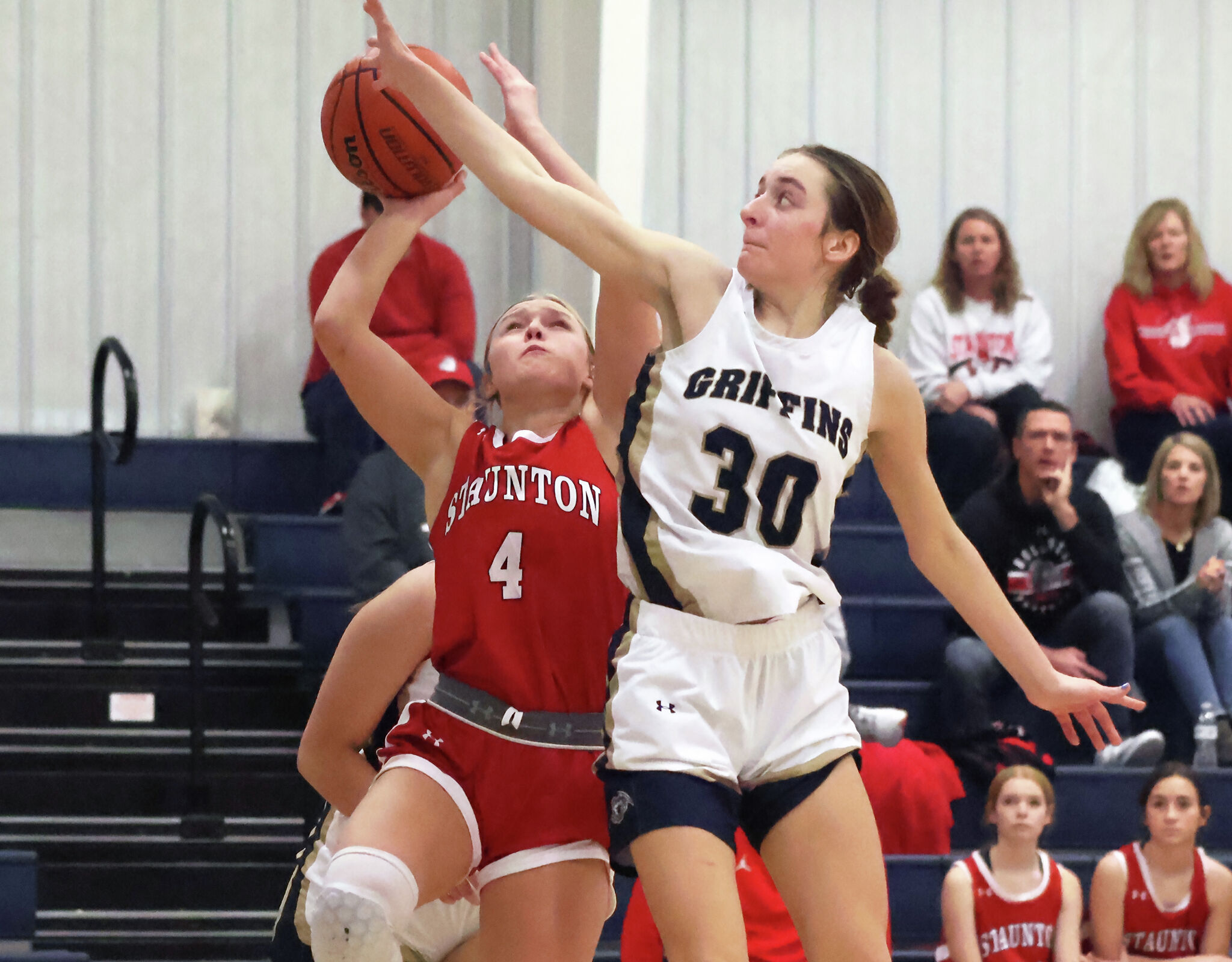 Griffins hand Bulldogs first loss, advance to Winterfest championship