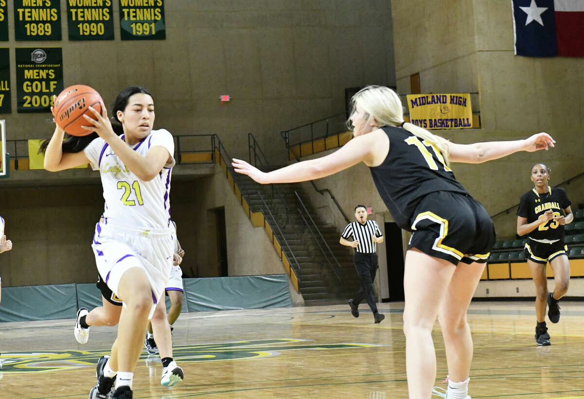 BYRON JOHNSTON NOTEBOOK: Lady Rebels roll in tournament finale