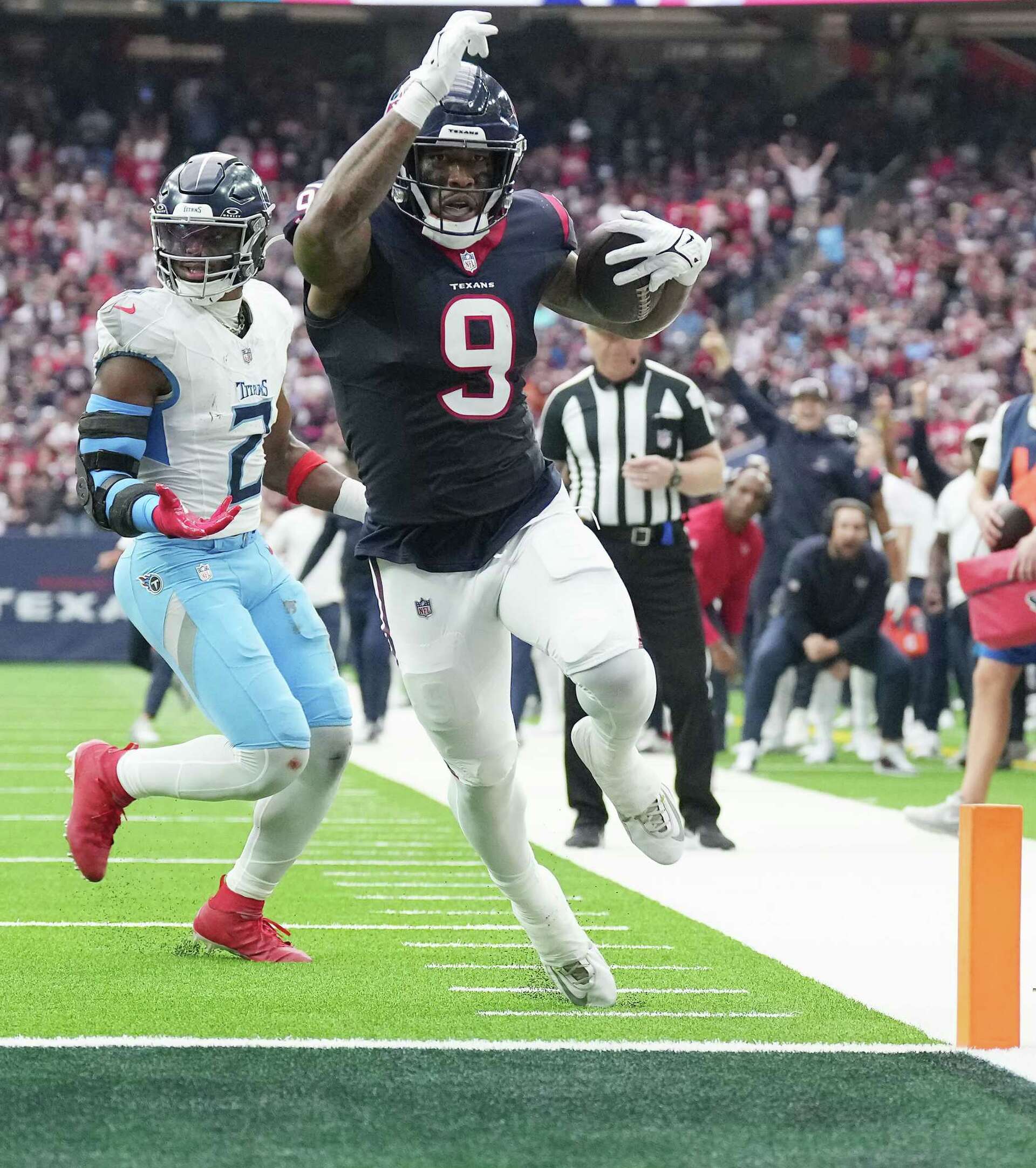 Texans 26, Titans 3: How Houston rolled to win in home finale