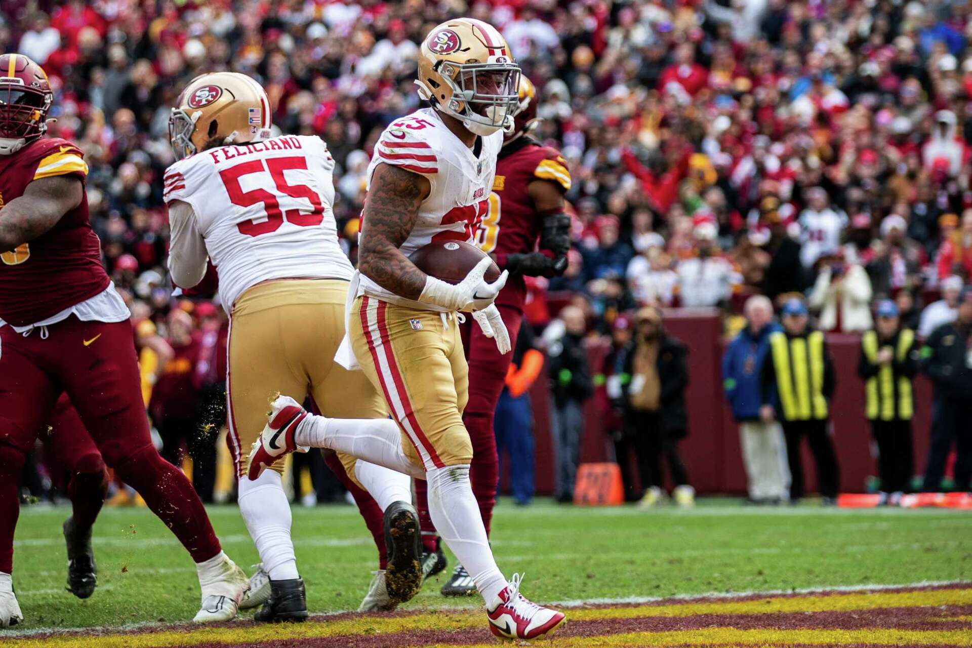 49ers grades: Sluggish start vs. Commanders and perfect end to the day