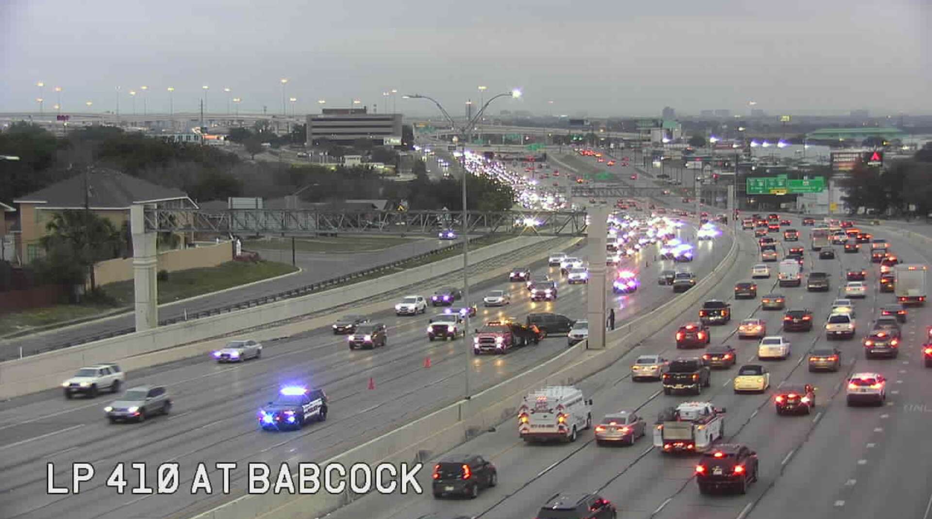 TxDOT reports crashes causing traffic on major highways