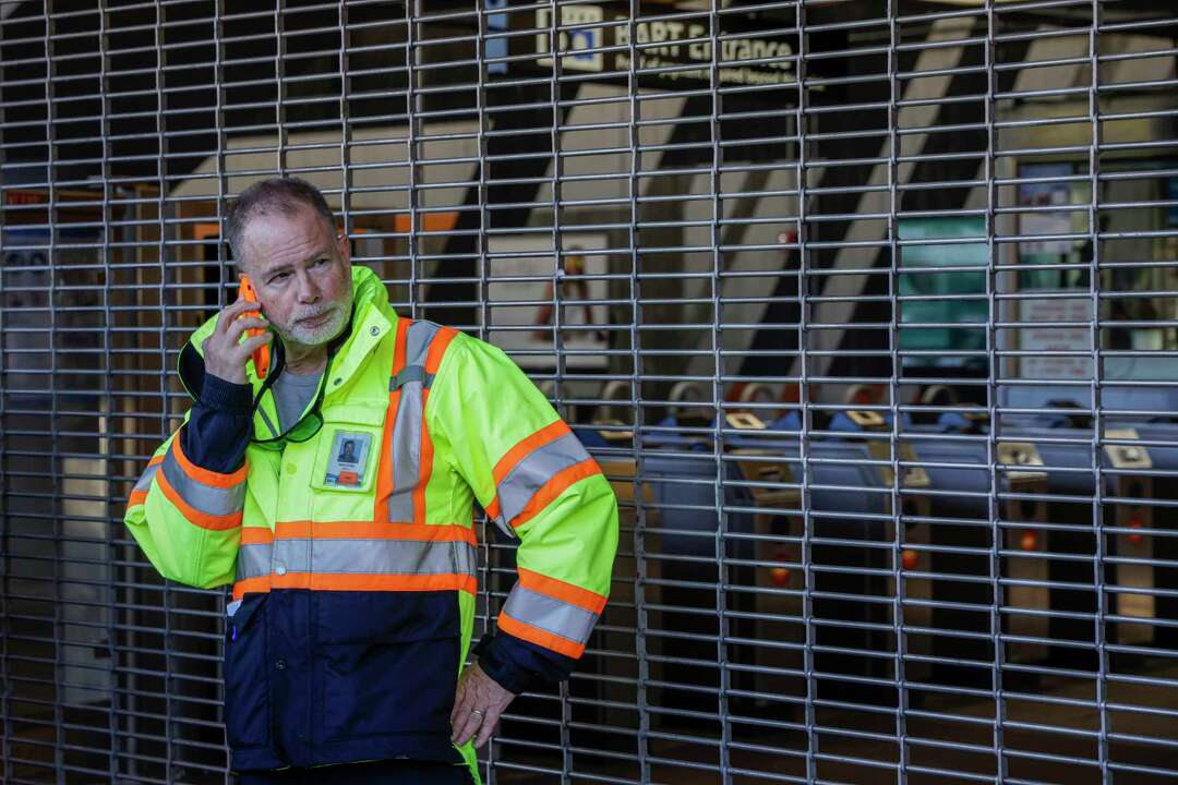 BART’s Yellow Line running on time day after derailment, train fire