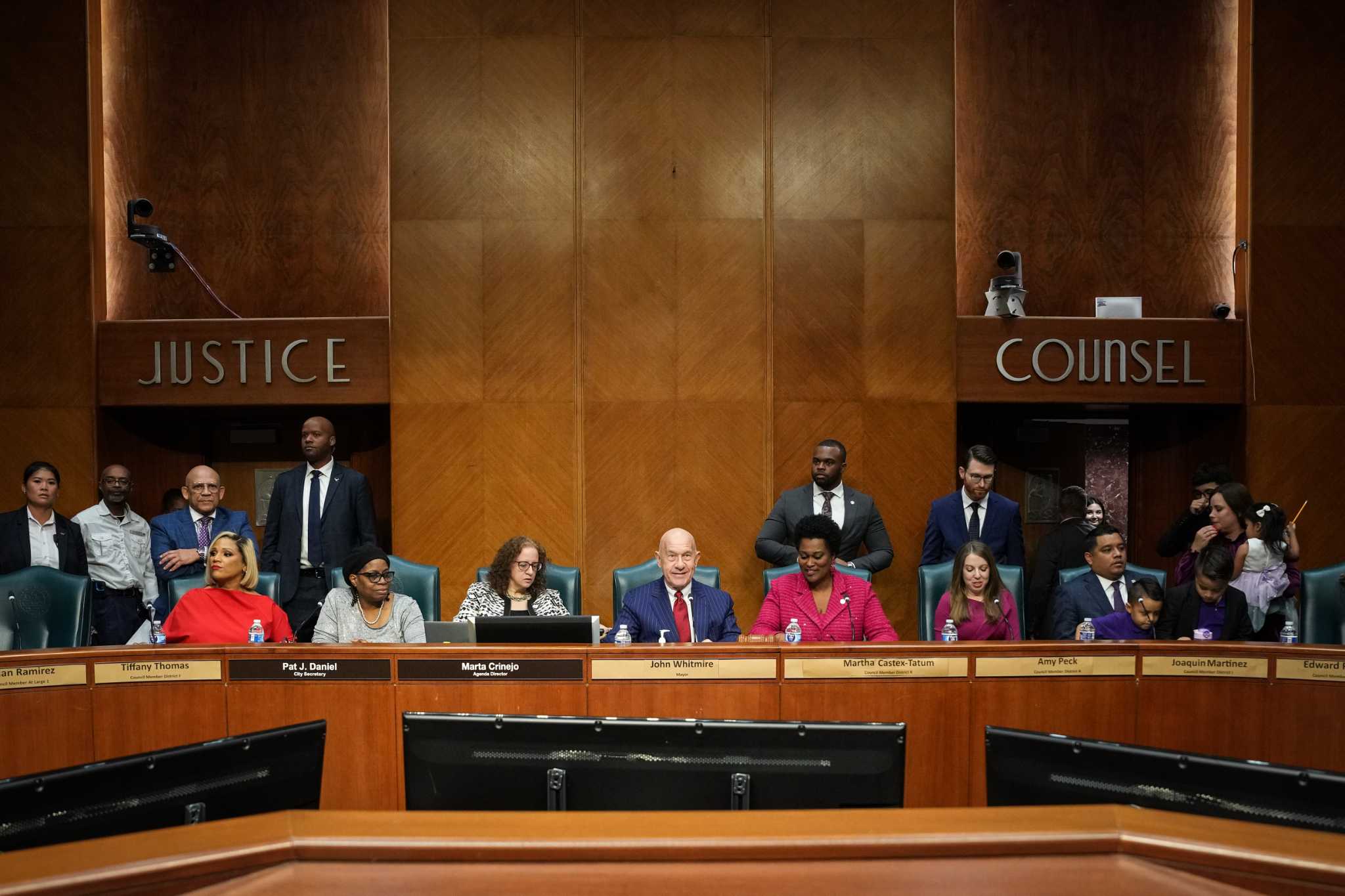 Houston City Council: Its members, their powers – and their limits
