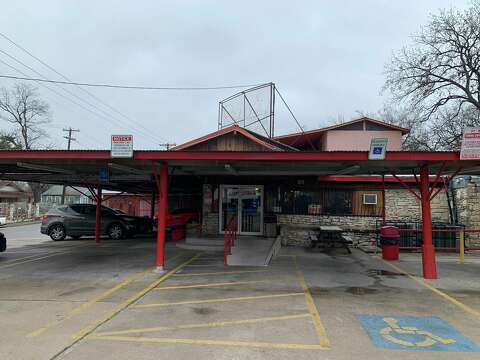 Ray's Drive Inn serves iconic puffy tacos for less than $10