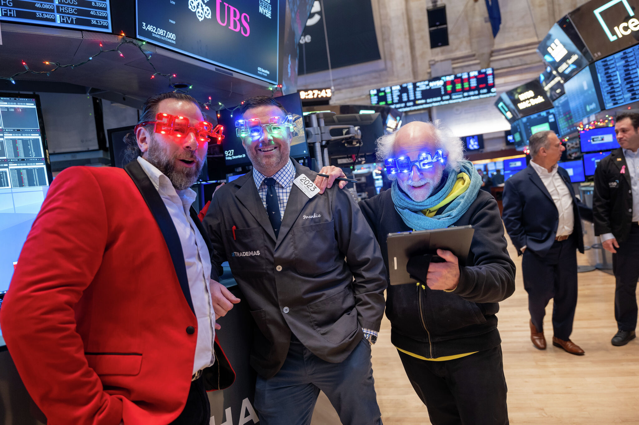 Despite vibe that economy is down, these are boom times in the U.S.